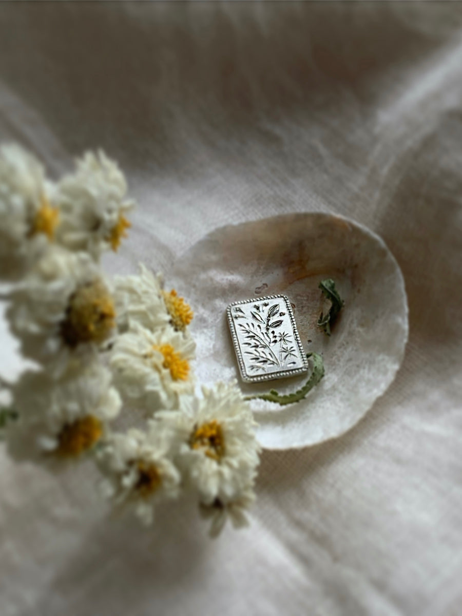 Botanical Jewellery – Dancing Leaf Design