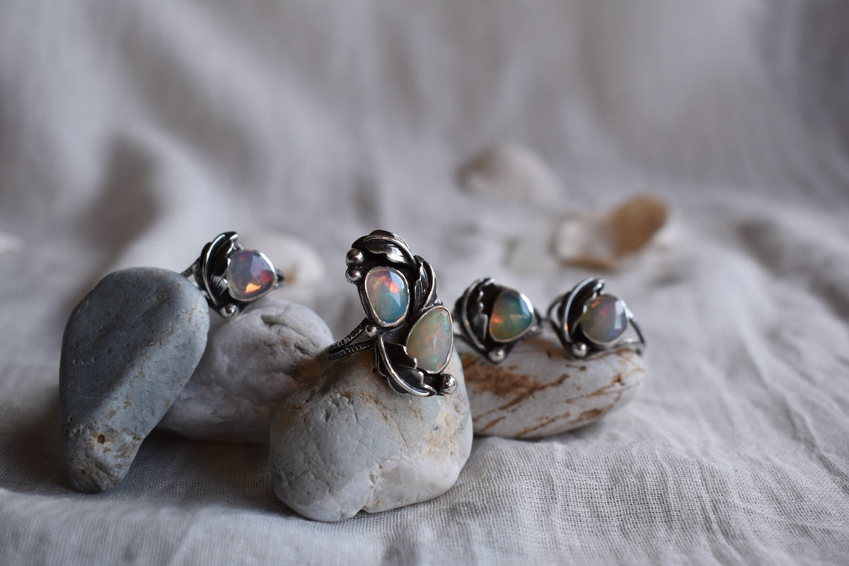 Gemstone Jewellery – Dancing Leaf Design