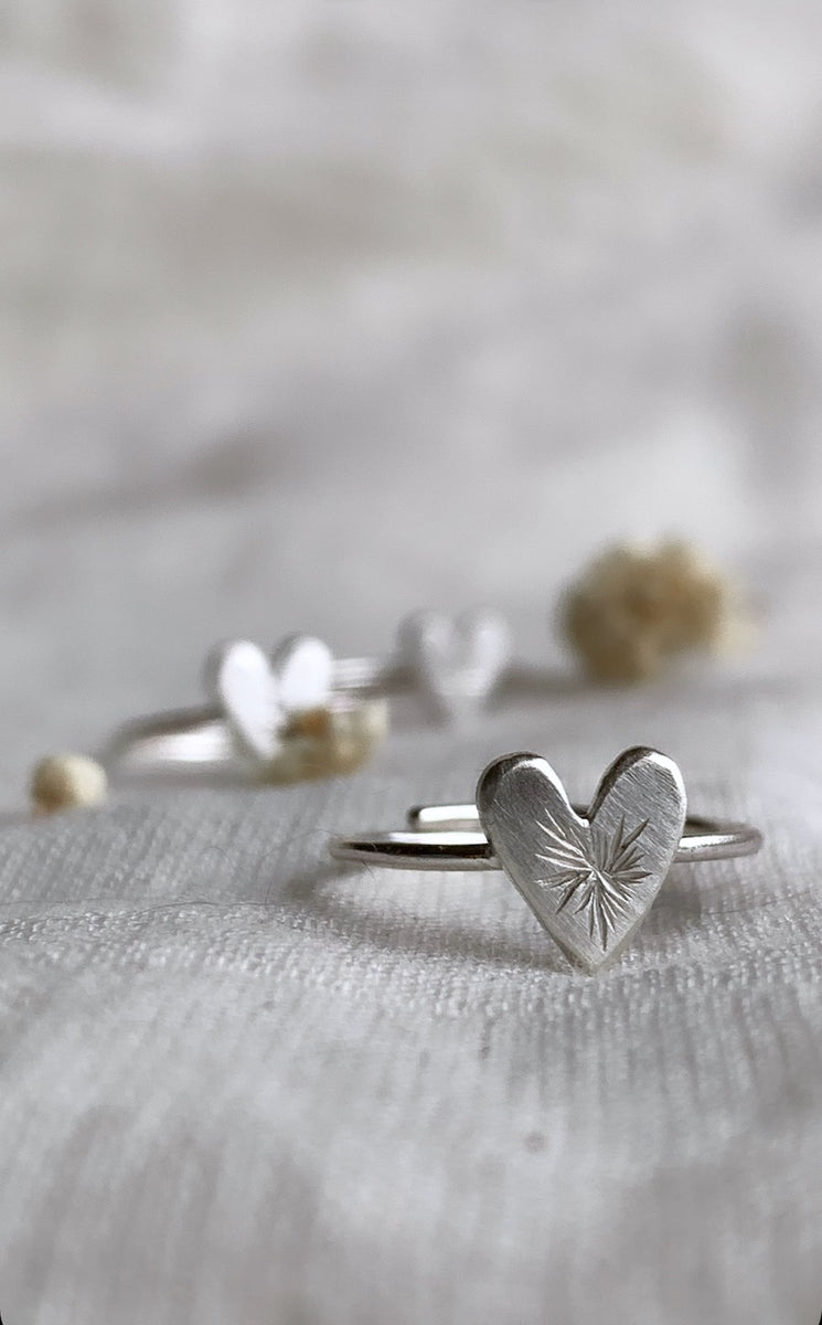 LOVE – Dancing Leaf Design